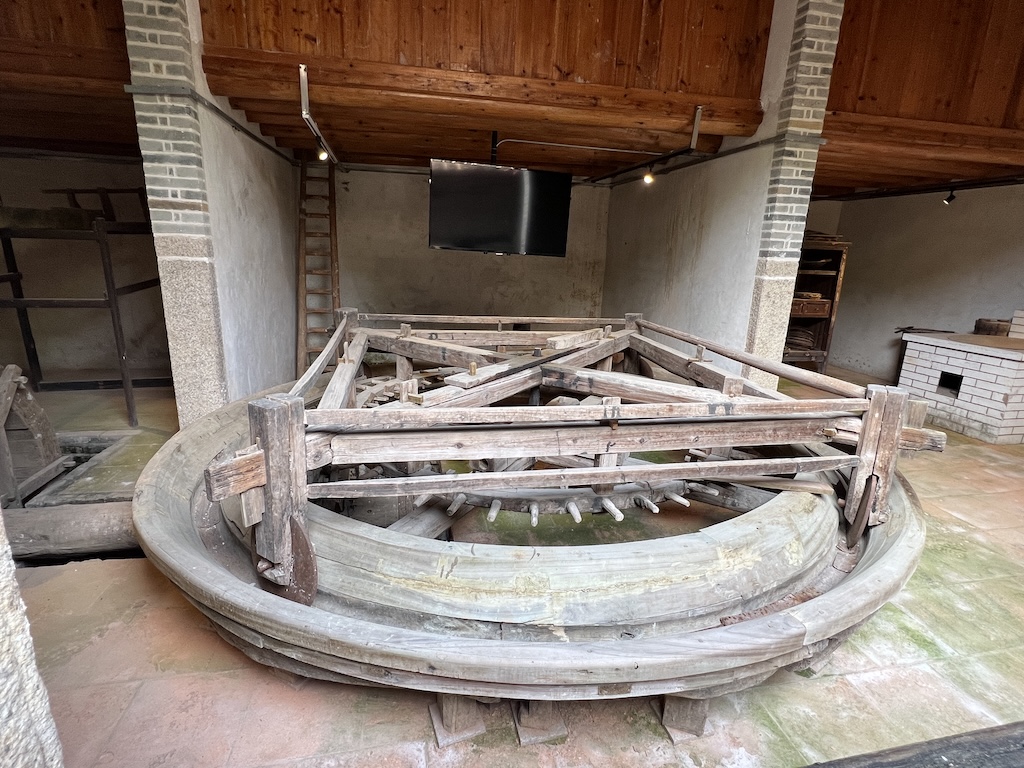Shenzhen Shorts – All Things Hakka at Hehu Xinju Walled Village